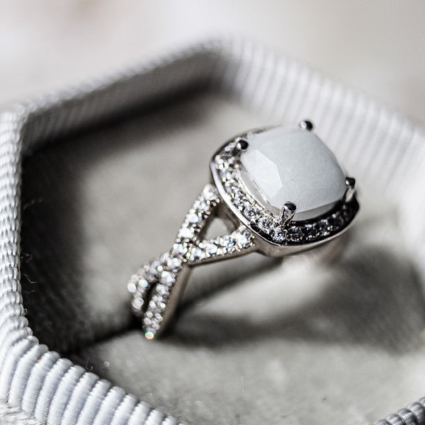Cariad Halo Ring – Blossom Keepsake